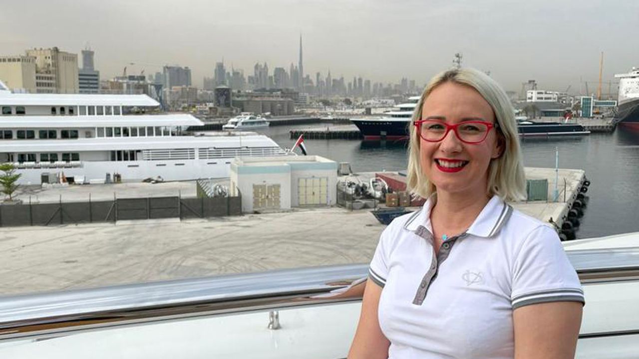 A Day in the Life of Purser Samantha Morris